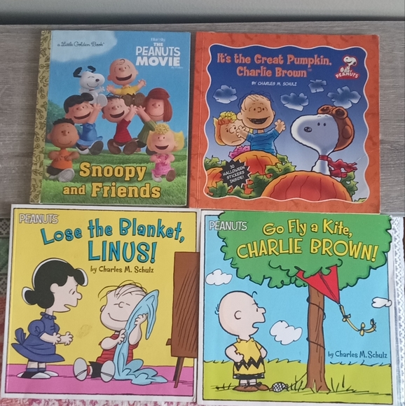 Toys | 4 Peanuts Charlie Brown Children Books Like New | Poshmark